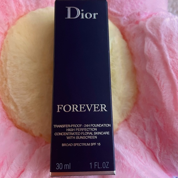 Dior | Makeup | Dior Foundation New With Spf | Poshmark